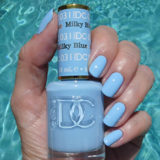 Milky Blue #031 – DND Gel