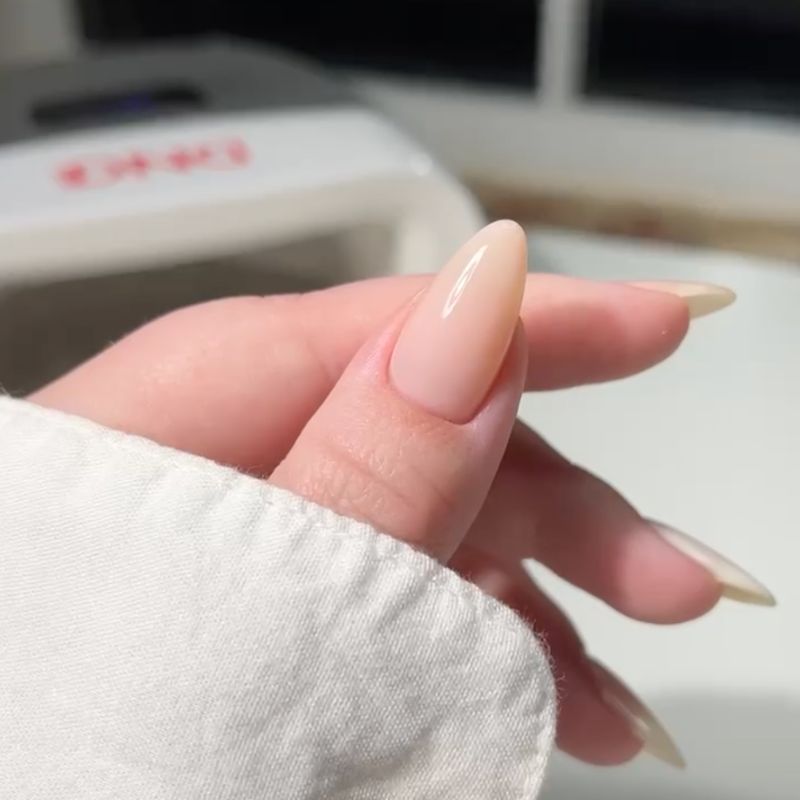 Blush Haze #2436 – DND Gel