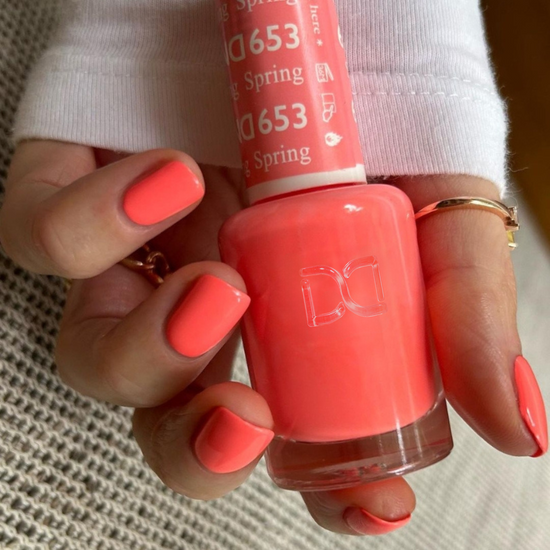Spring Fling #653 – DND Gel