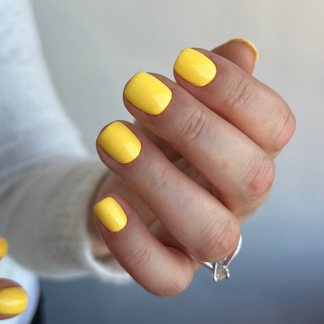 Honey #745 – DND Gel