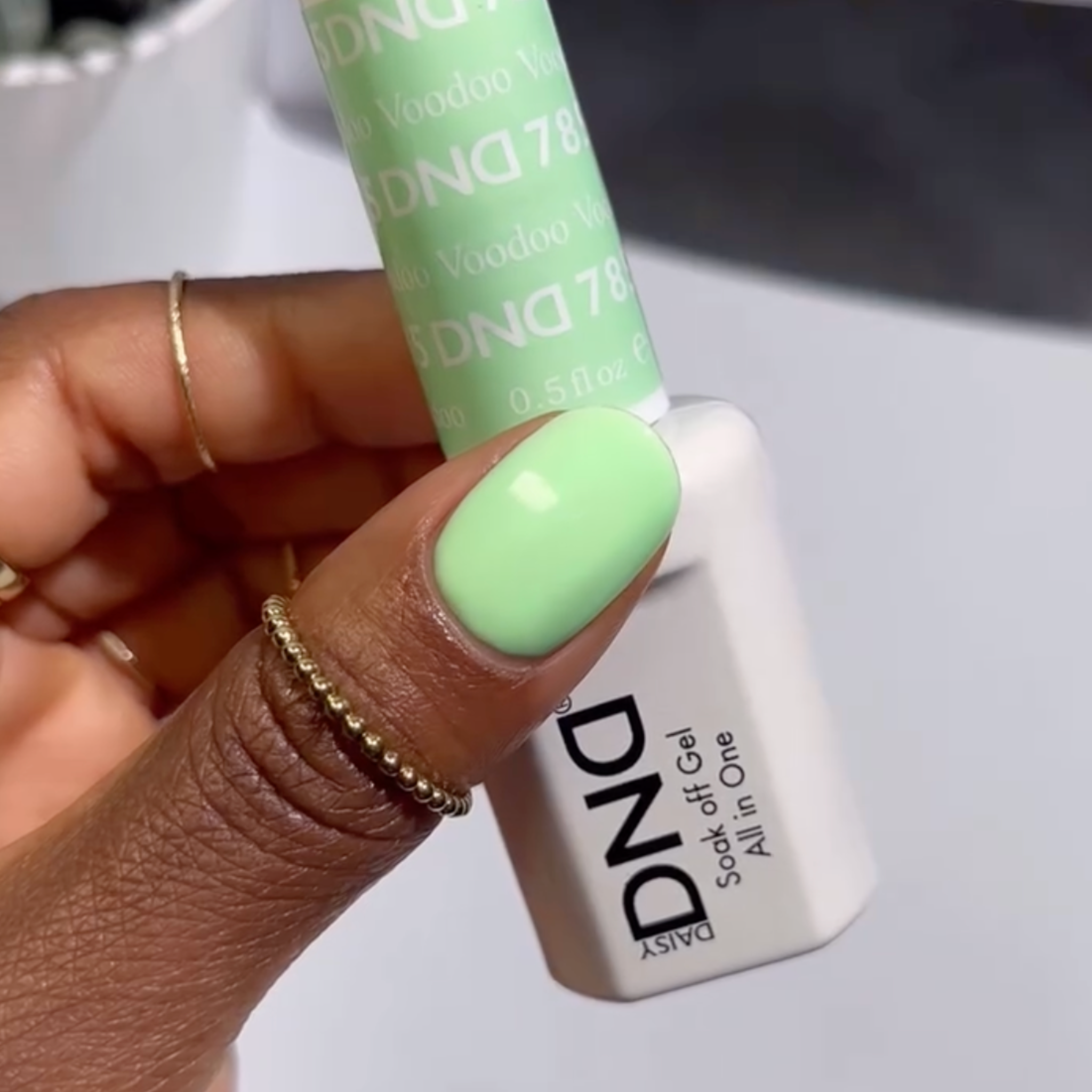 Voodoo #785 – DND Gel