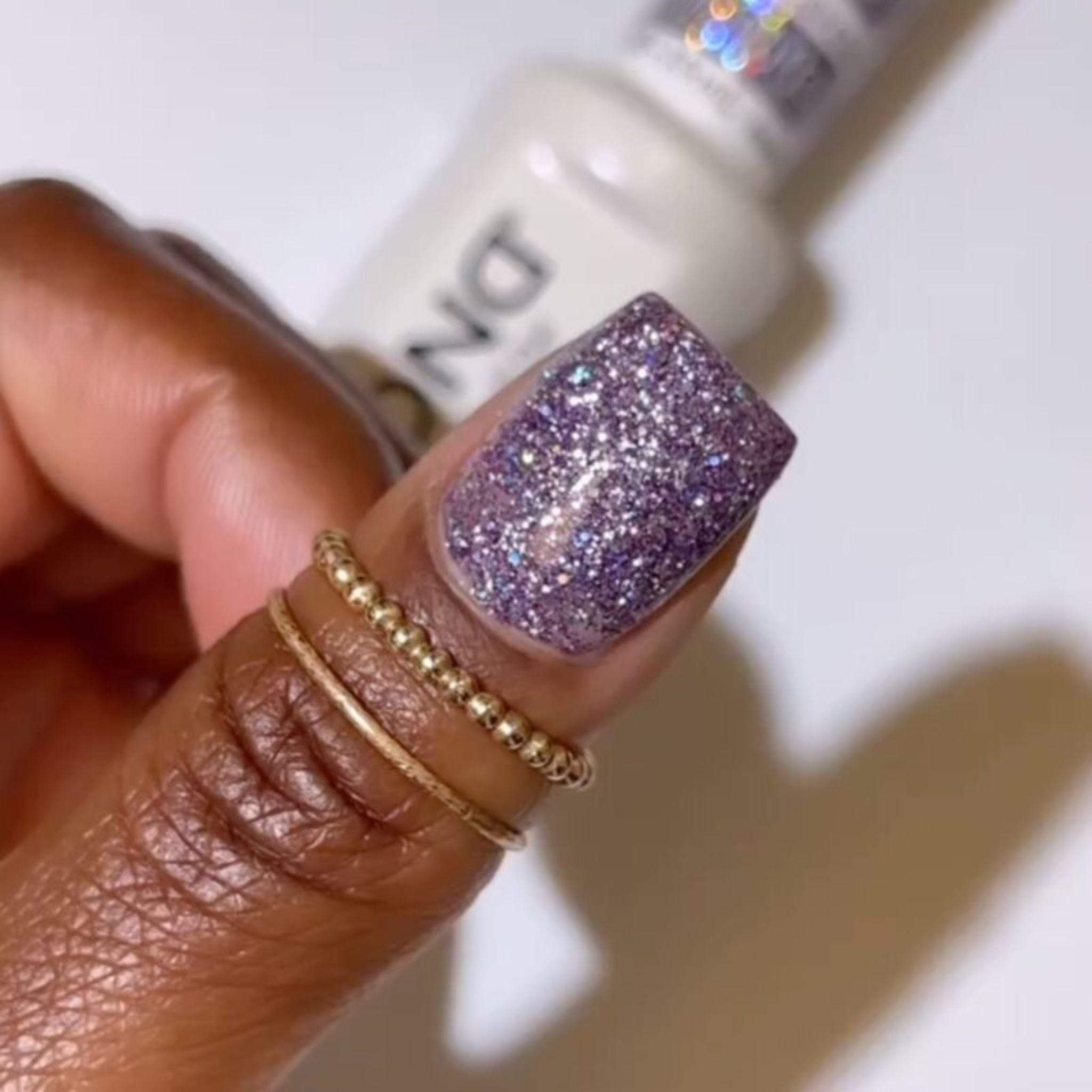 Lavender Aura #912 – DND Gel