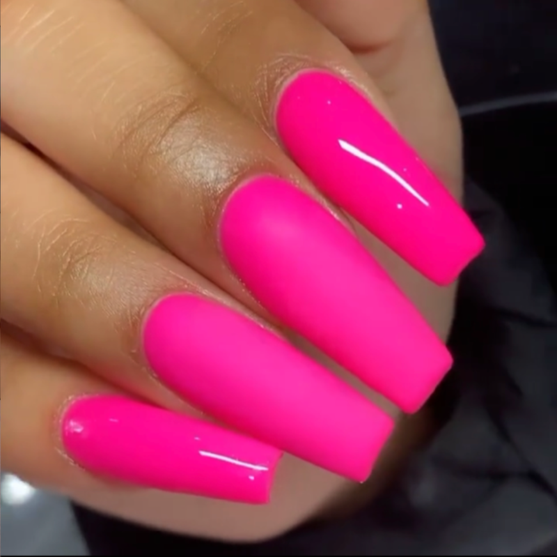 Barbie Pink #640 – DND Gel
