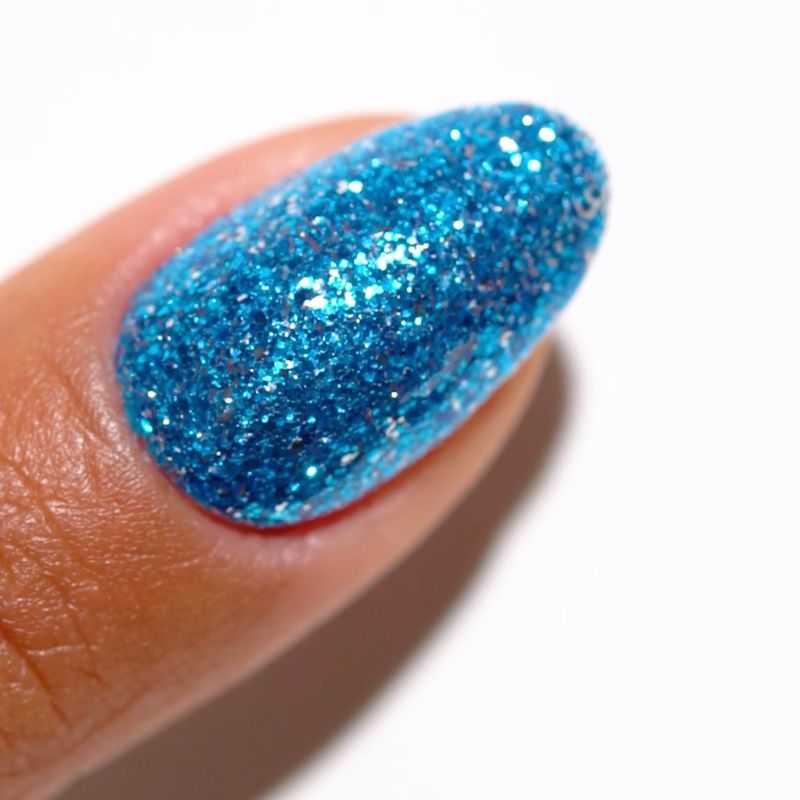 Blue Aura #926 – DND Gel
