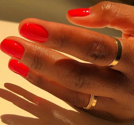 DND Red #563 – DND Gel